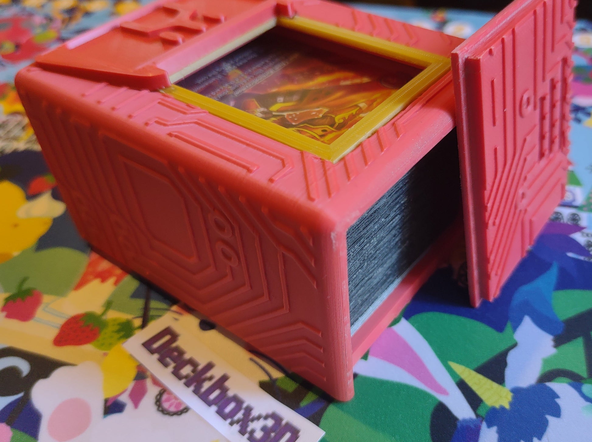 Deckbox Emblema Fuego – Deckbox3D
